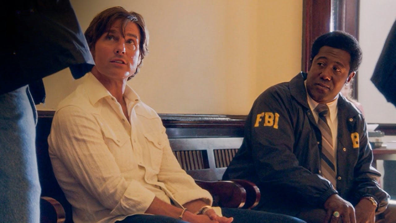 Airport raid scene (Tom Cruise) | American Made