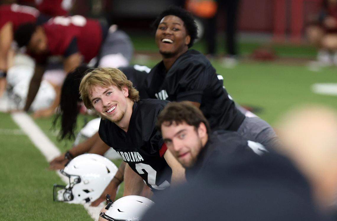 Who's No. 2? Shane Beamer hints at South Carolina's post-spring QB ...