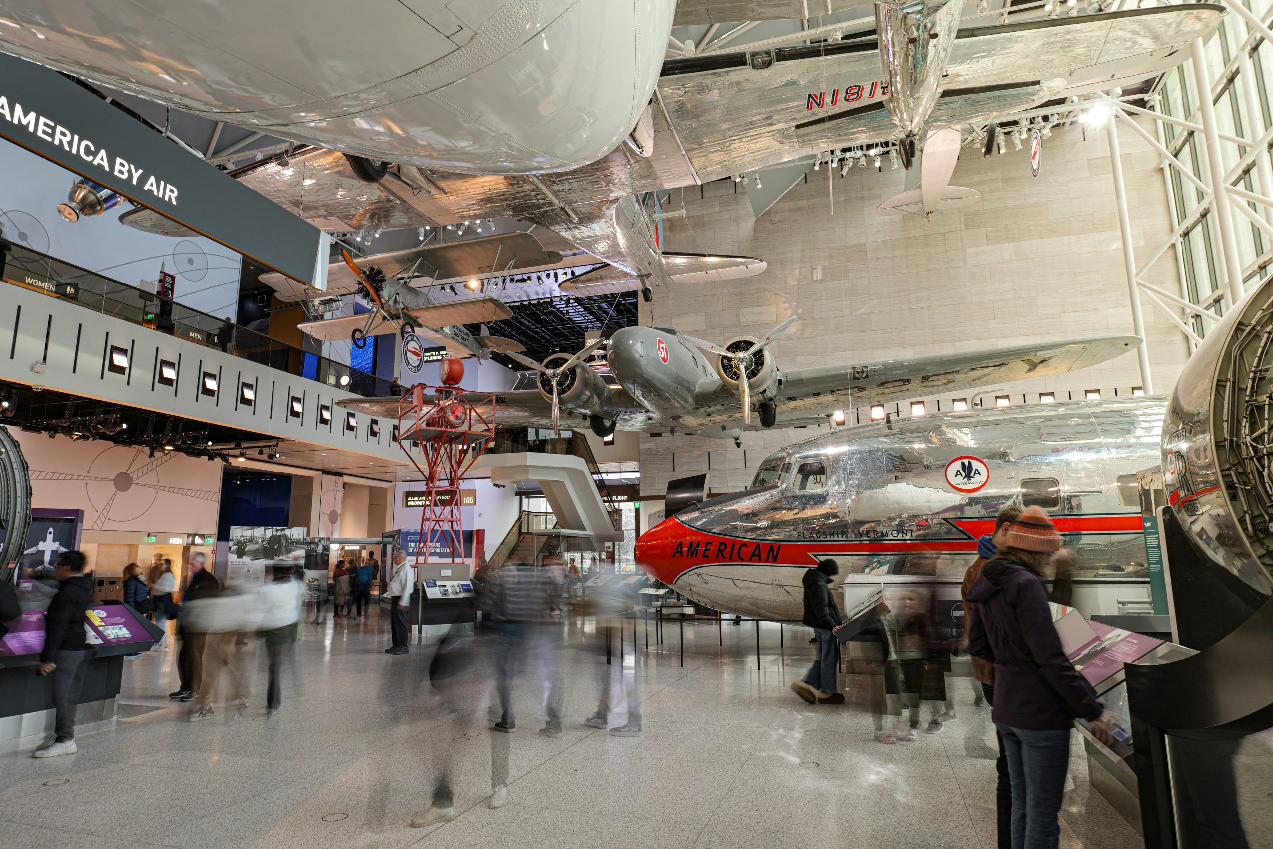 Space flight museums and travel experiences worldwide