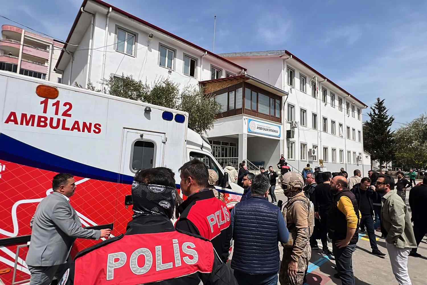 School shooting leaves teacher, 3 students dead and 20 others injured ...