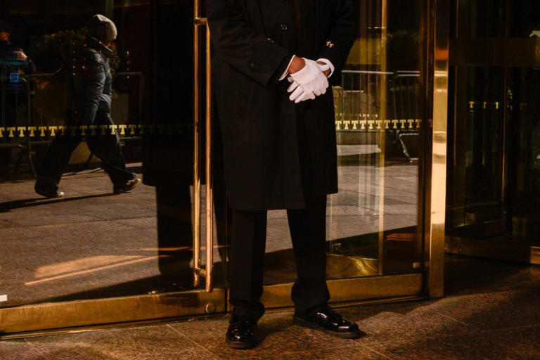 Thousands of NYC doormen, supers set to paralyze posh city lifestyle ...