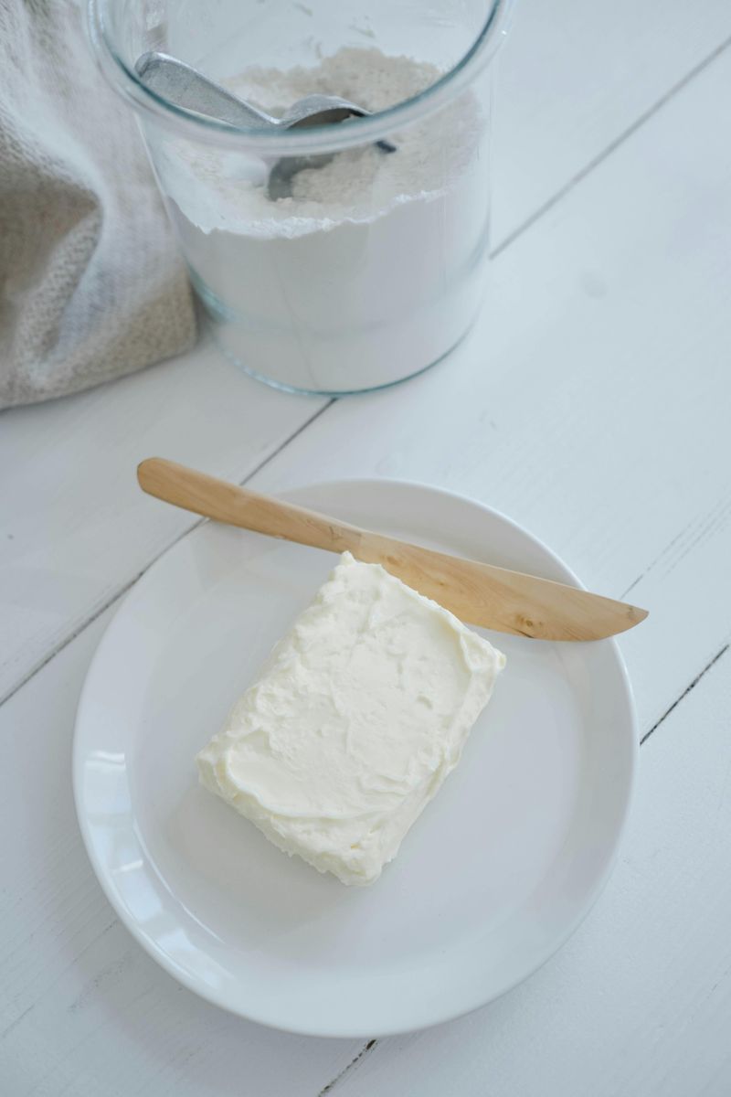 21 foods that can easily add extra calories without you noticing