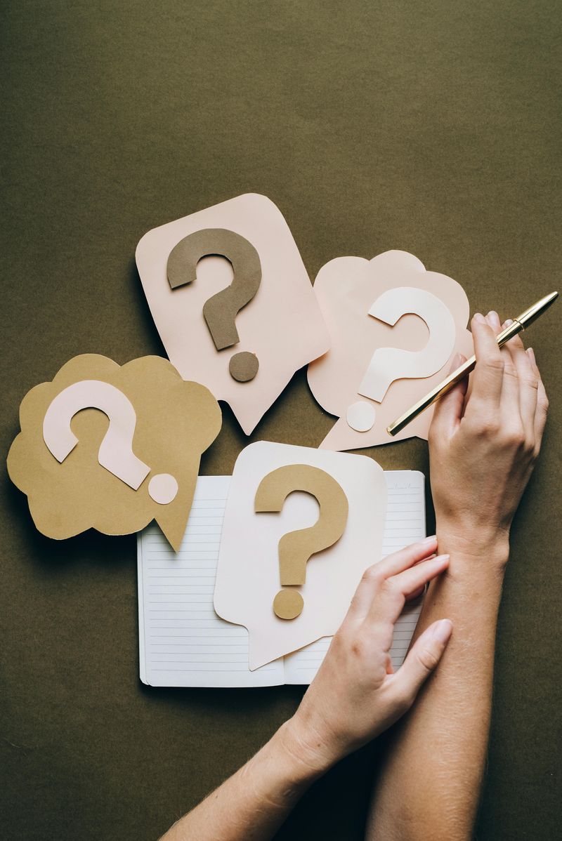 If someone thinks deeply, these 11 behaviors tend to show up
