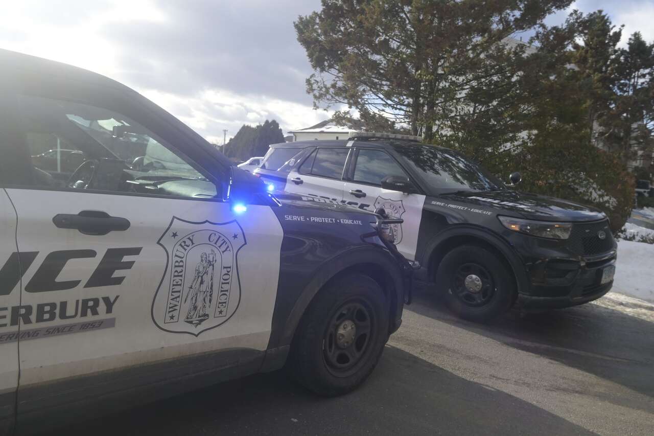 Waterbury police investigate death of city man found in West Liberty ...