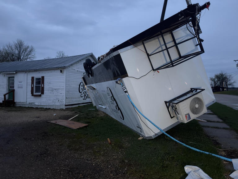 Illinois Route 73 in Stephenson Co. closed due to storm damage