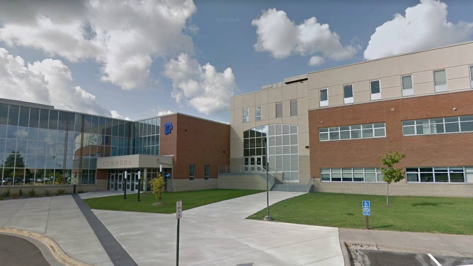 Voters approve $500M Wayzata Schools referendum