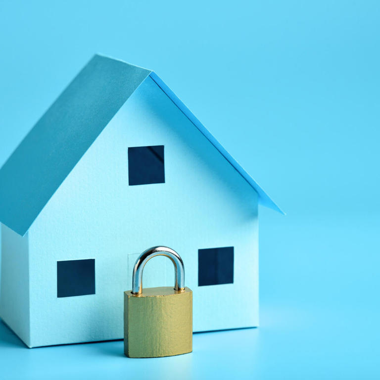 Should you lock in a mortgage rate before the April Fed meeting?