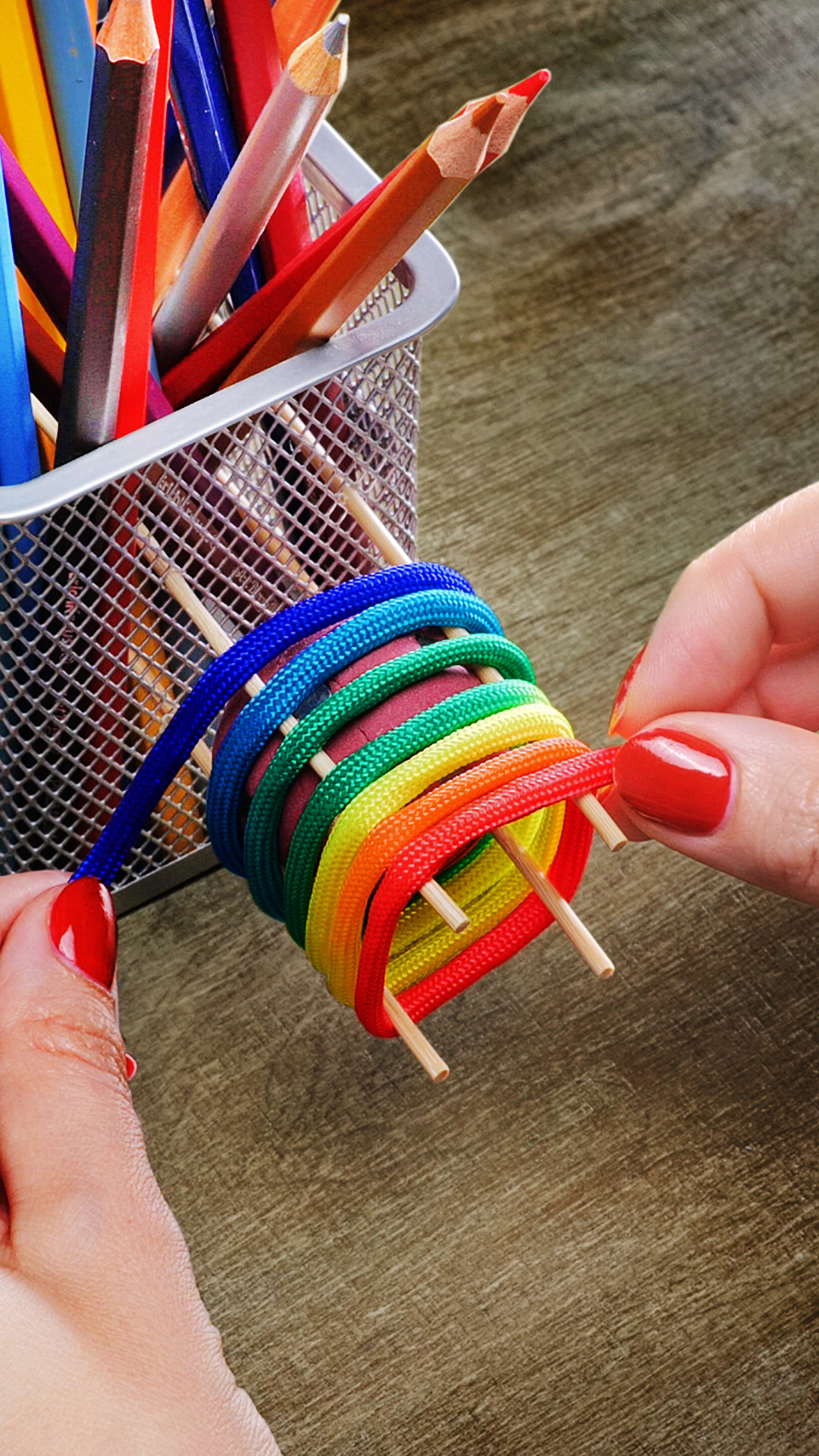 Creatieve sleutelhanger met magnetische twist