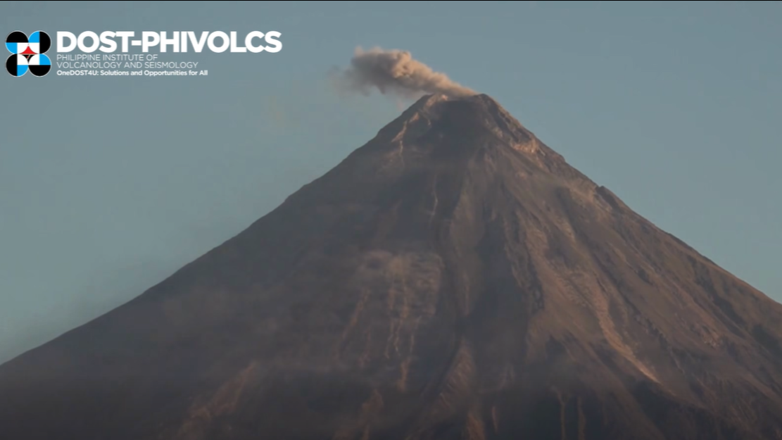 Mayon Volcano lava flow reached up to 3.8 km, PHIVOLCS says