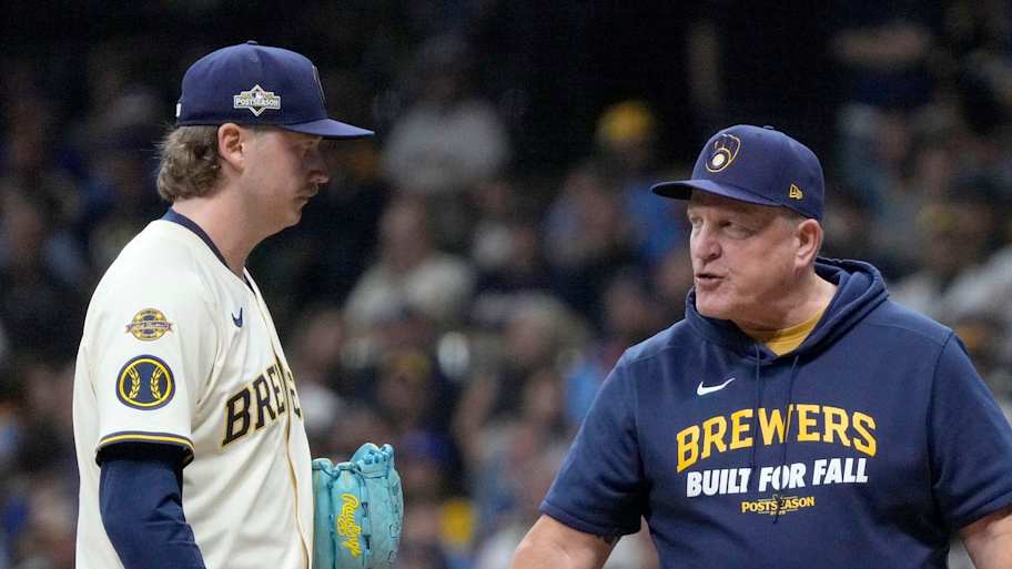 Brewers could really use this reliever they traded away right about now