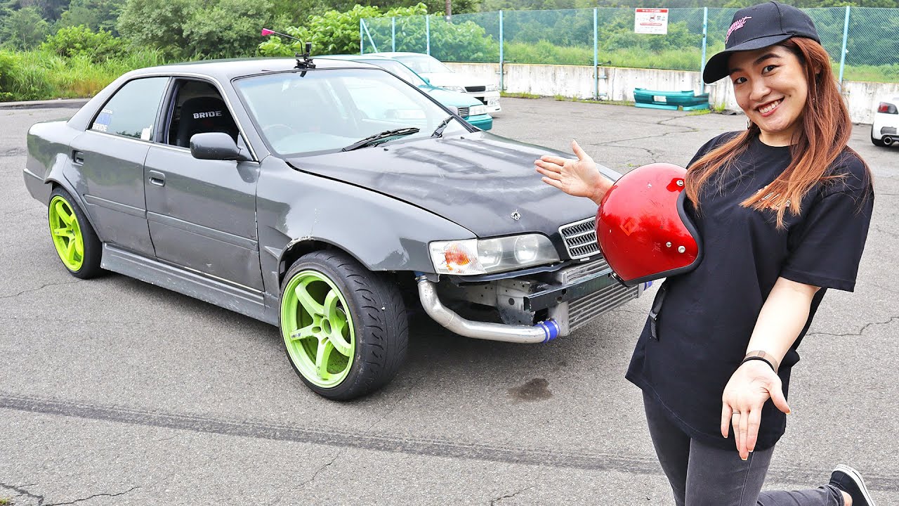 I take my wife for a drift ride! 🚗💨