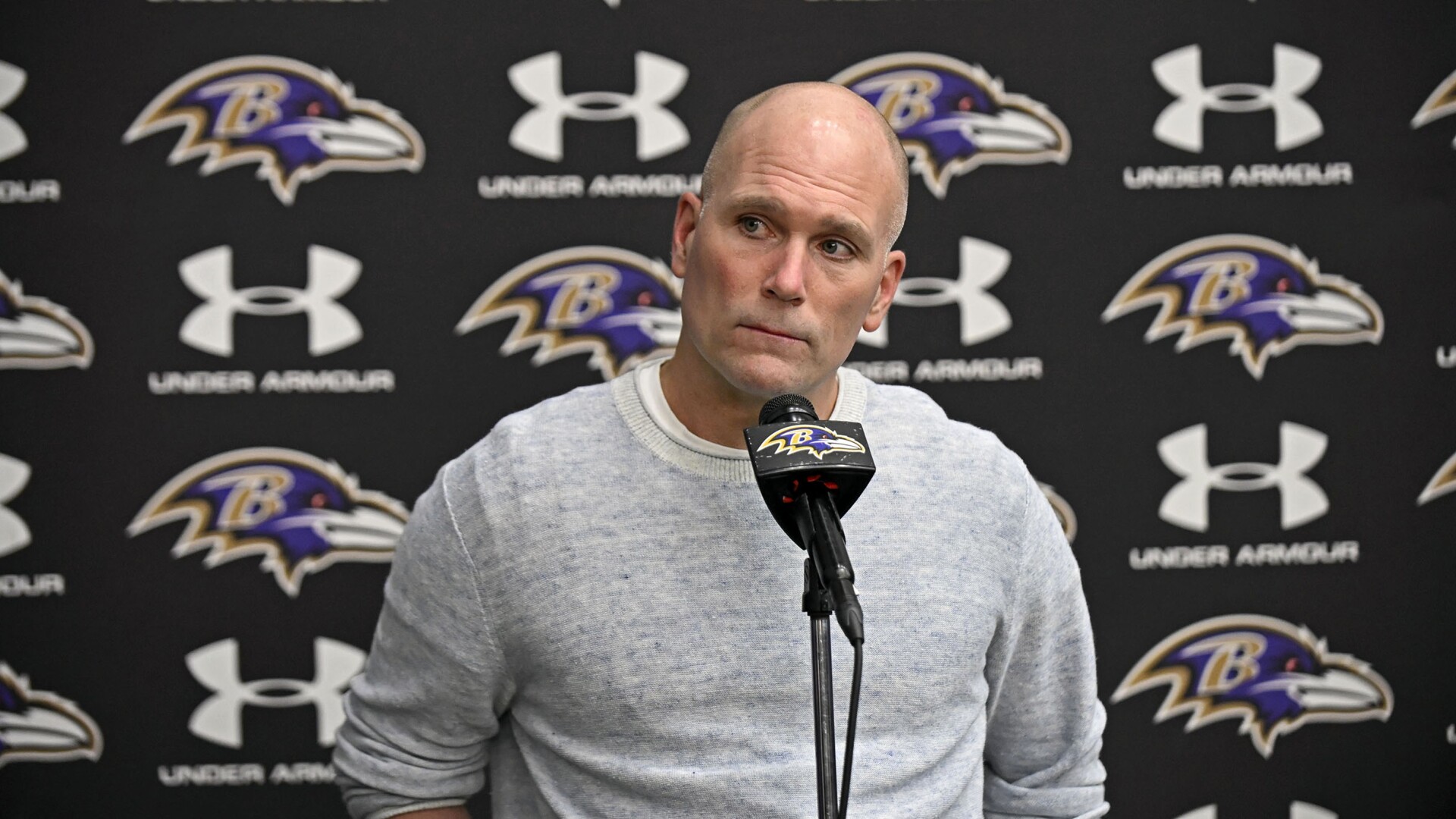 Ravens GM Eric DeCosta: We could trade for a center