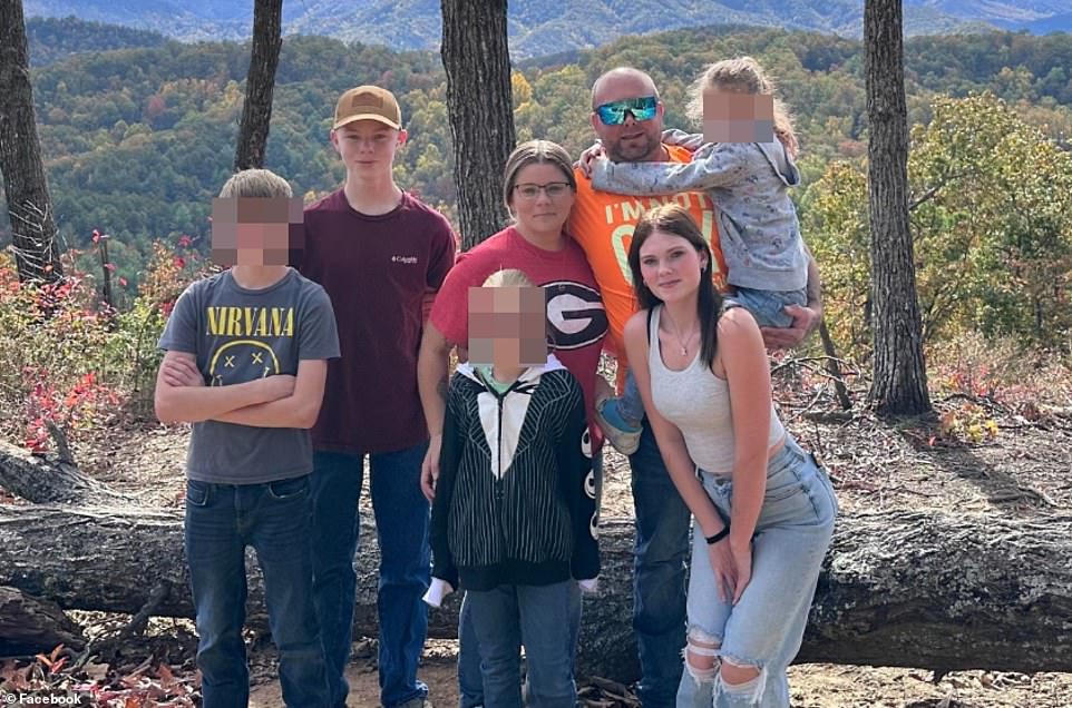 Report: Anna Kepner's stepbrother living in a relative's home with minors