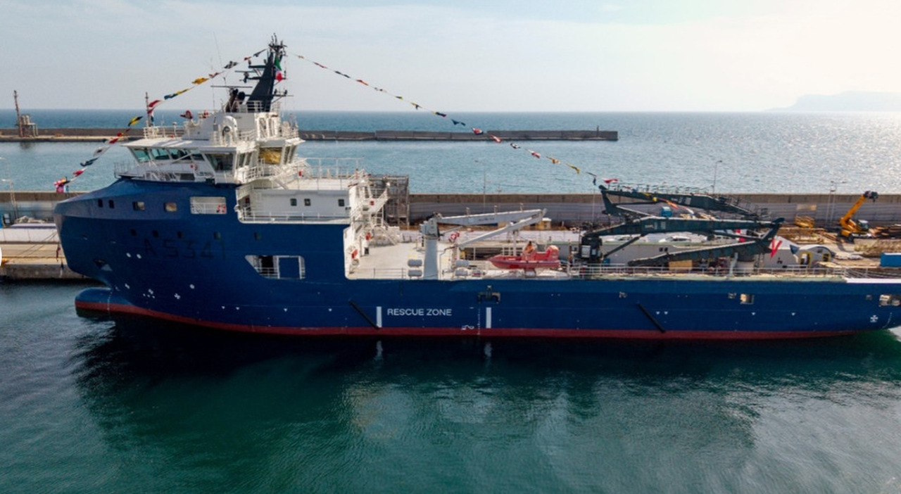 Nave Tritone consegnata alla Marina Militare per la sfida subacquea ...
