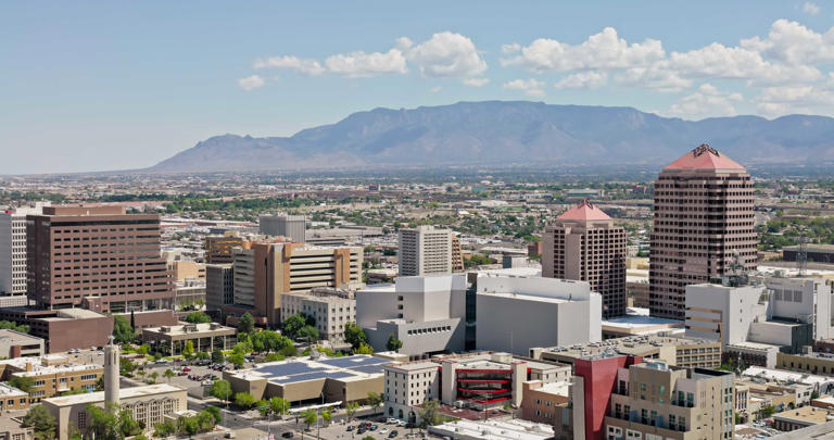 Albuquerque celebrates 320th birthday in Old Town