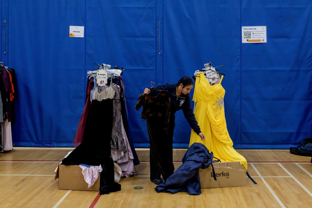 In photos | Prom Project's formal wear fits students to a T