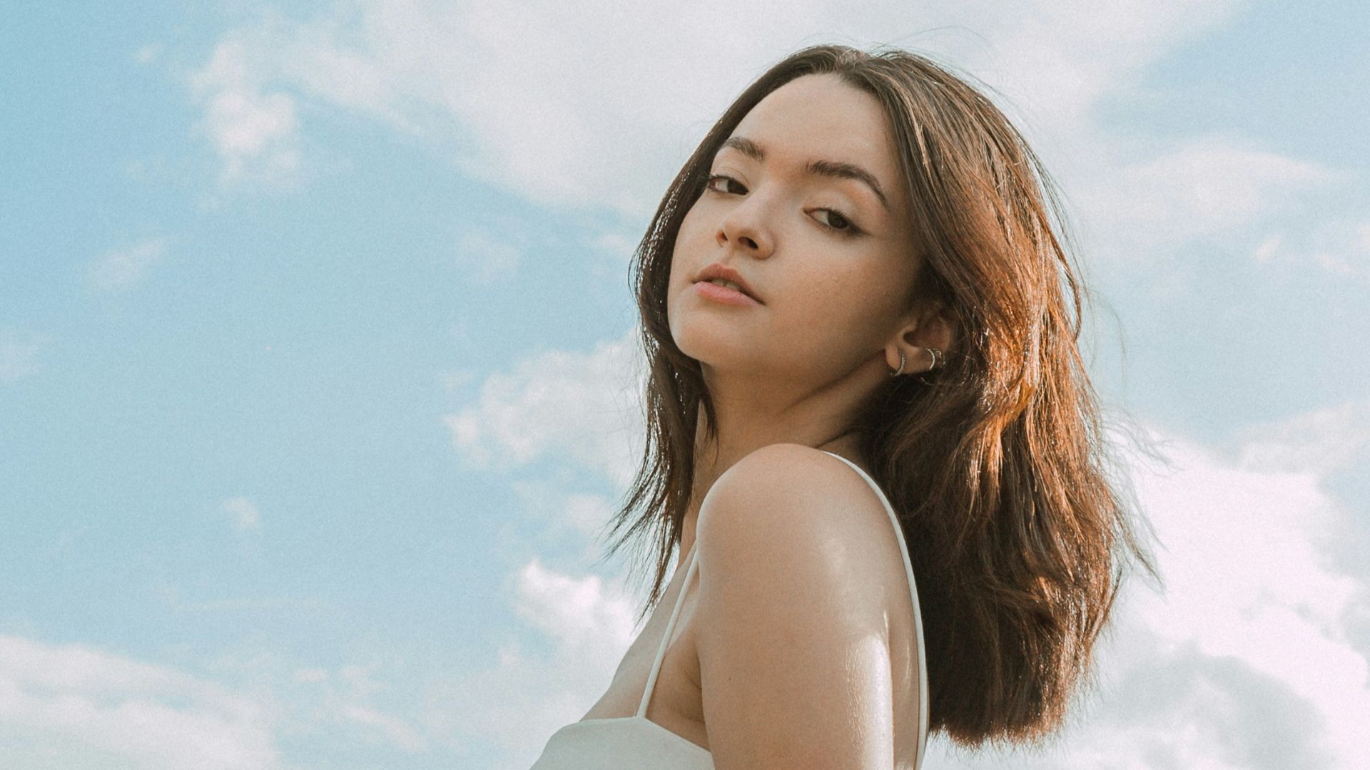 10 Female Names Men Think Sound Classy & 10 They Think Sound Wild