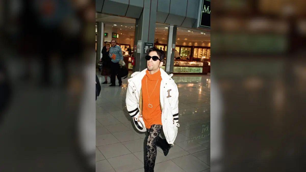 Prince's final months exposed: Singer would 'panic' over losing his ...