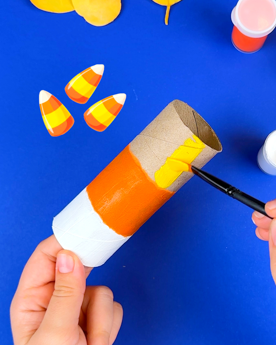 DIY candy corn shaped candy wrapper🍬