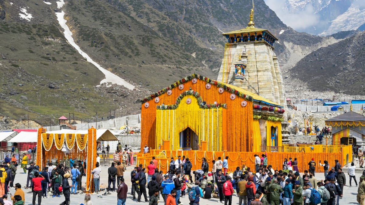 Kedarnath helicopter services suspended amid heavy rain, IMD issues ...
