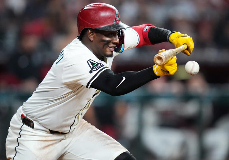 'Bunting DBacks' are on a roll. Geraldo Perdomo leads the way