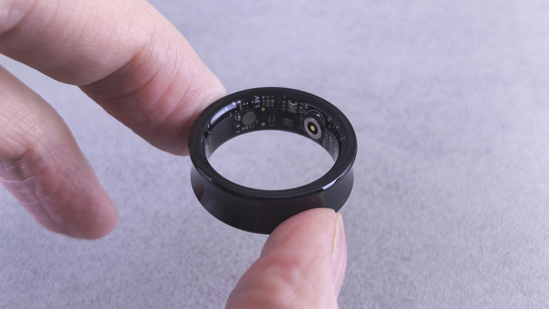 10 reasons to get an Oura Ring & 10 why fitness watches are still better