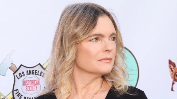 'Baywatch' Star Erika Eleniak to Return for Reboot