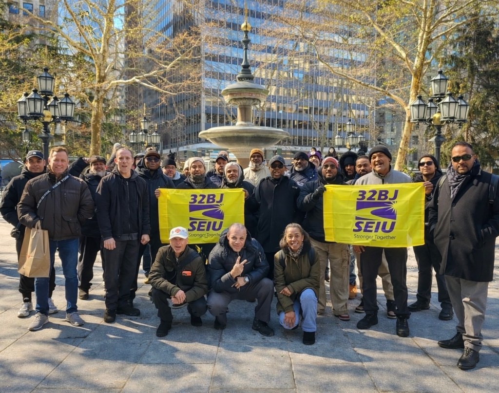 Thousands of NYC doormen, supers set to paralyze posh city lifestyle ...