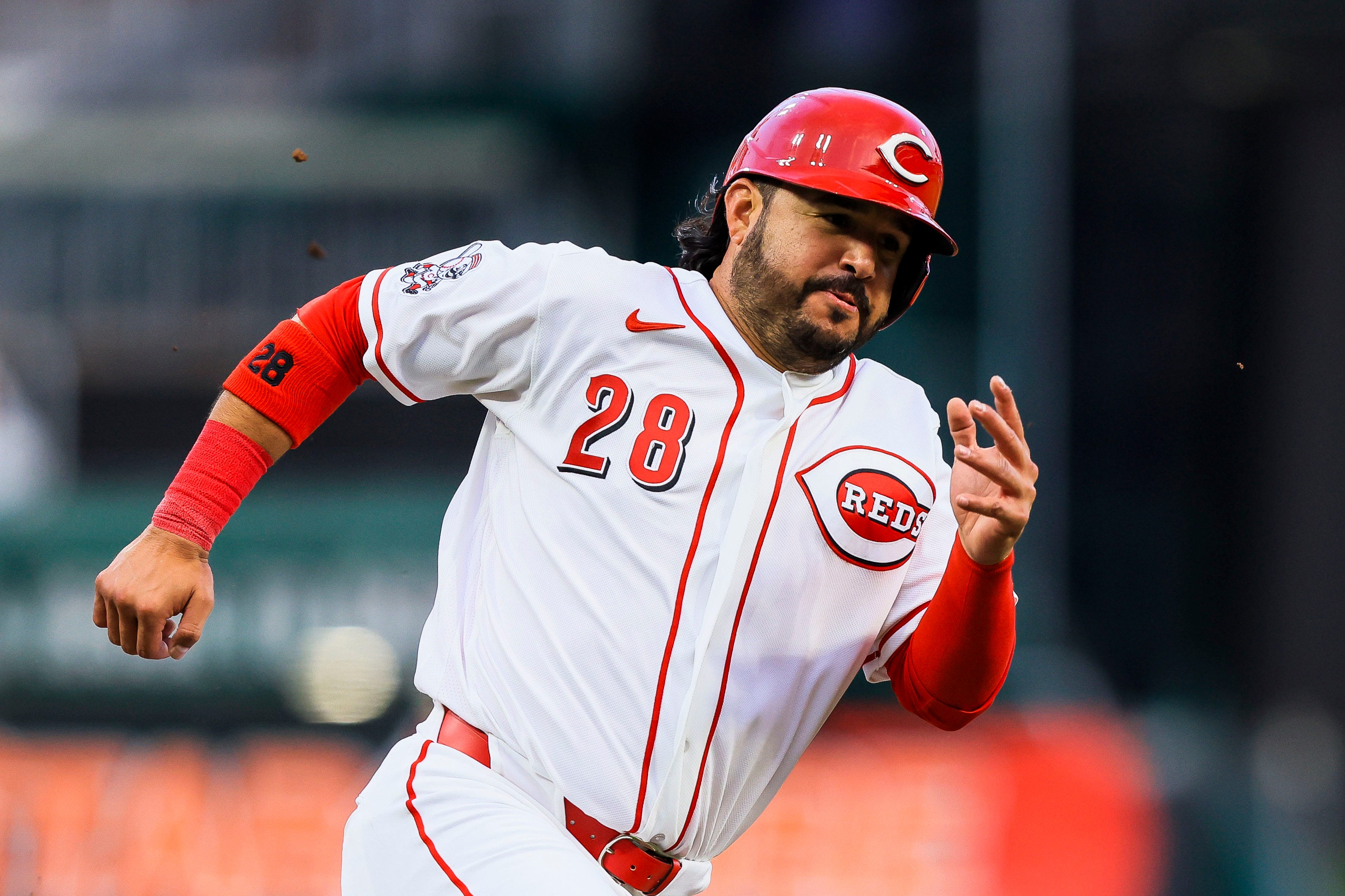Eugenio Suárez returns, Ke'Bryan Hayes to IL ahead of Reds doubleheader