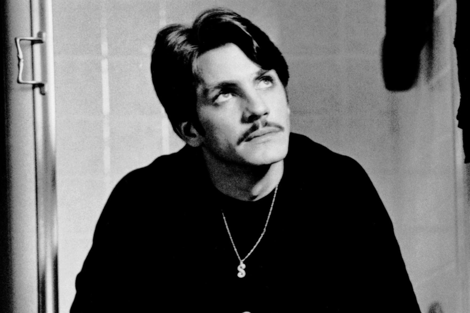 Eric Roberts thought his 'days as an actor were probably over' at age ...