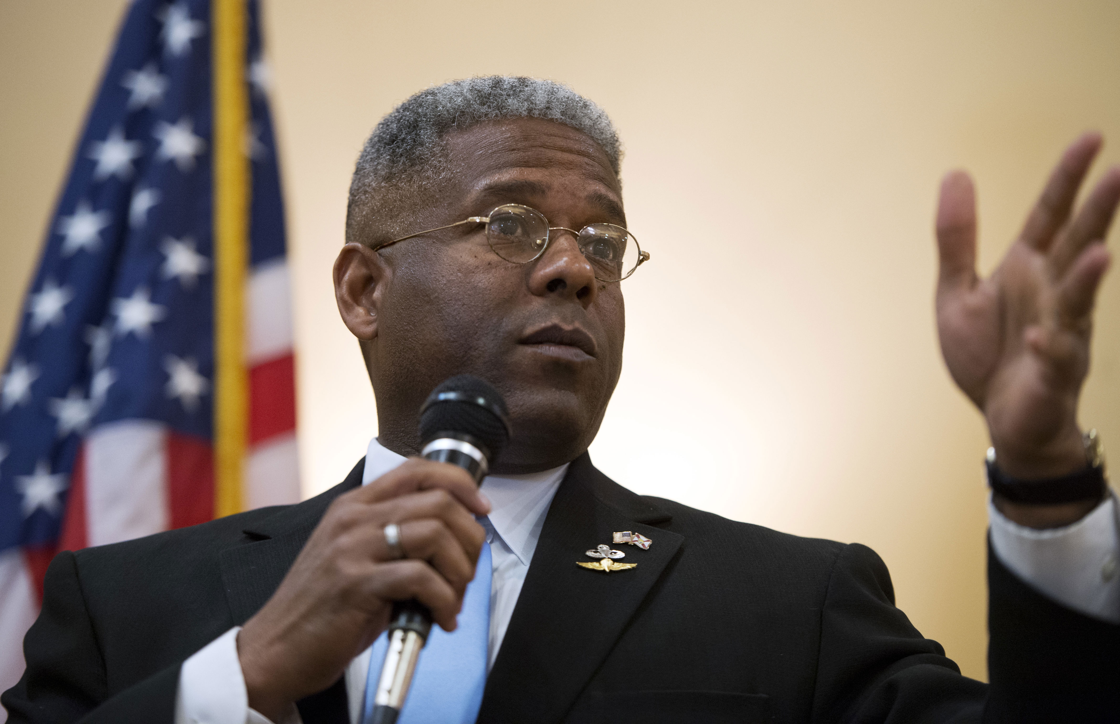 Dallas County GOP chair Allen West steps down amid voting controversy