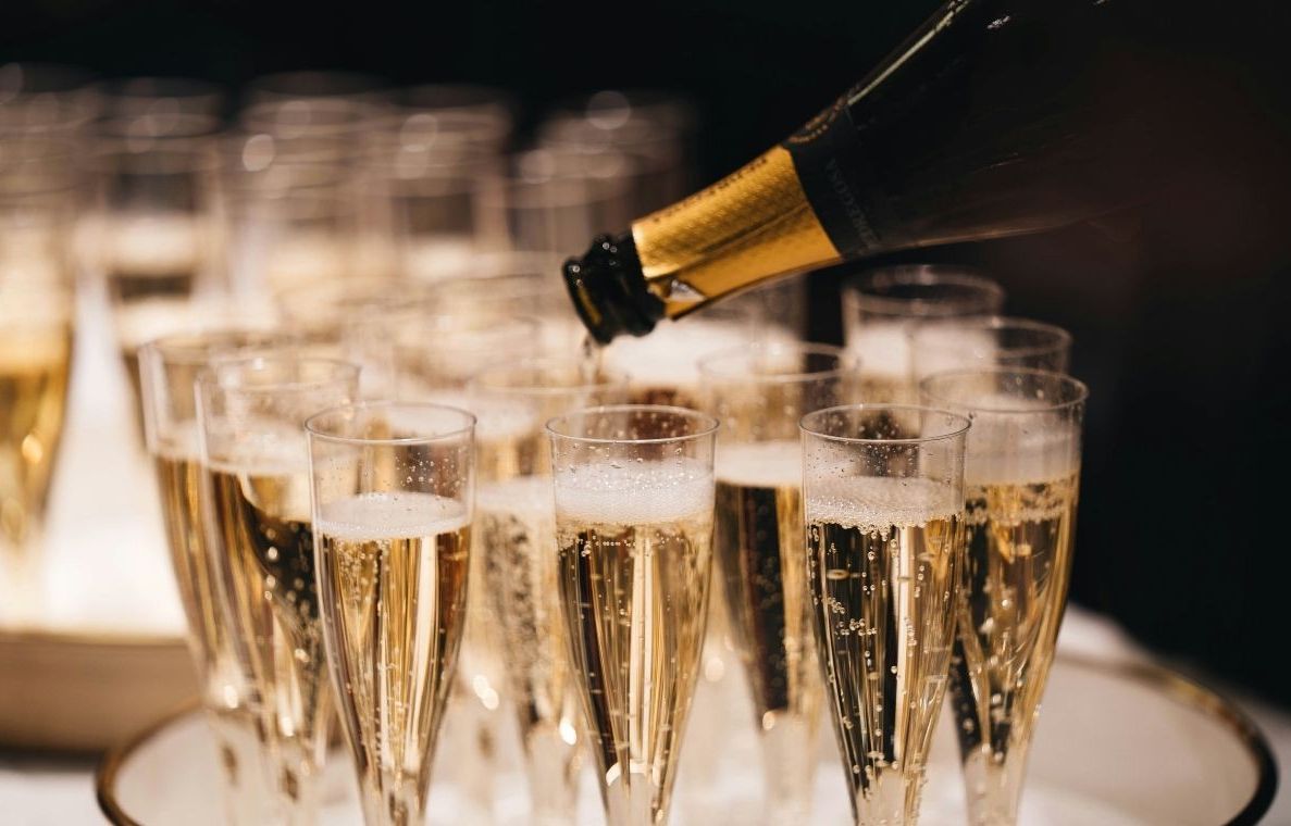 ELeclerc frappe fort avec ces 5 célèbres champagnes à prix renversants