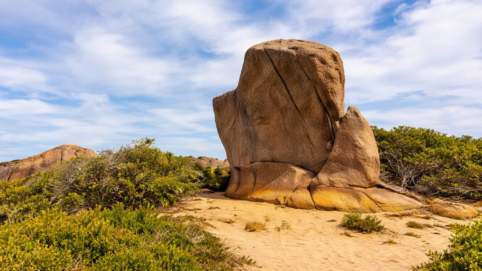 Why this rock in Australia looks so unusual