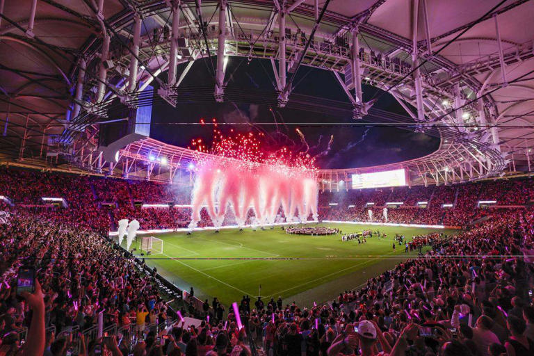 Look as Inter Miami and Messi play first game at their new stadium