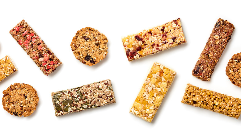 17 best road trip snacks for spring break