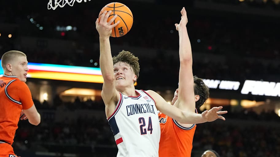 UConn heads to national championship with win over Illinois