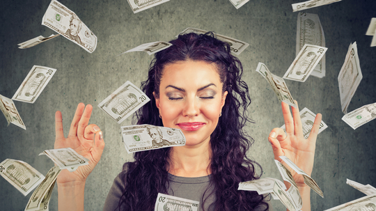 5 signs you are going to be very rich in life, according to psychology