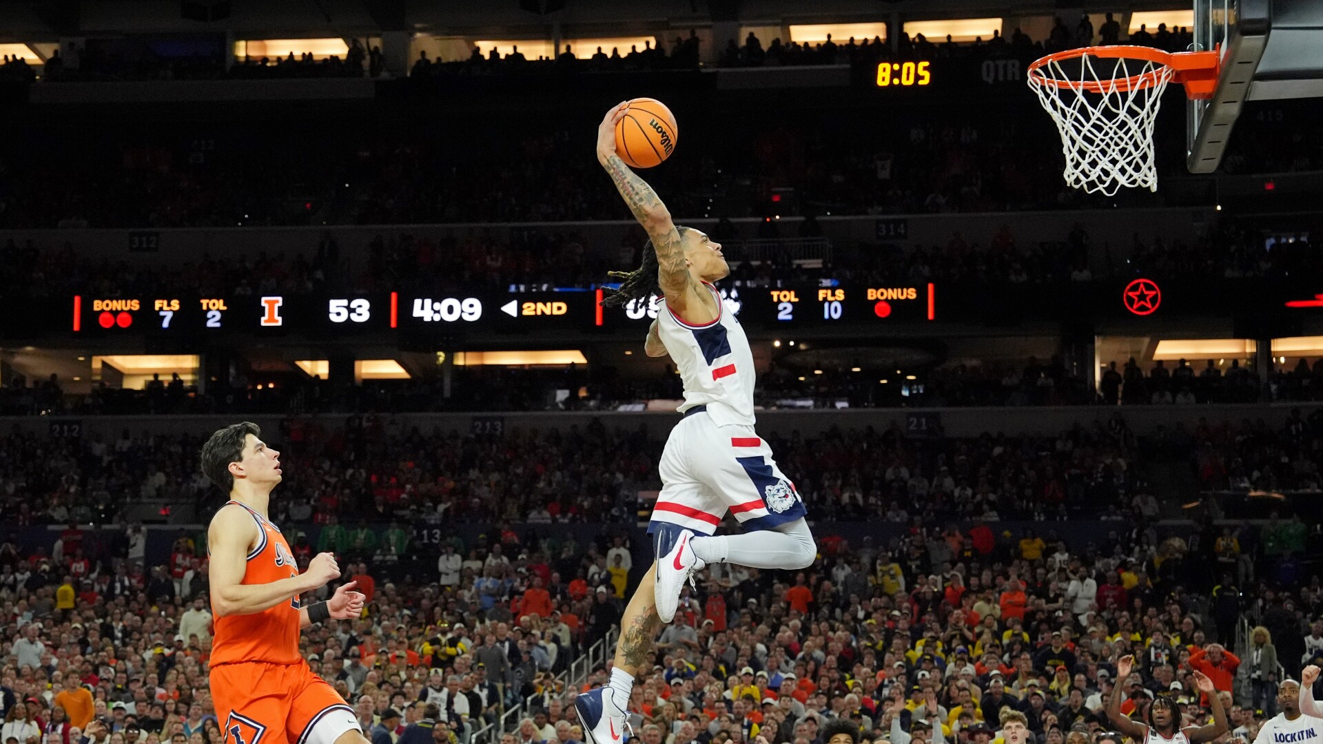 UConn and Hurley muscle their way to 3rd national title game in 4 ...