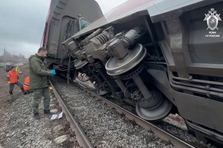 59 people injured, including 4 children, following major train derailment