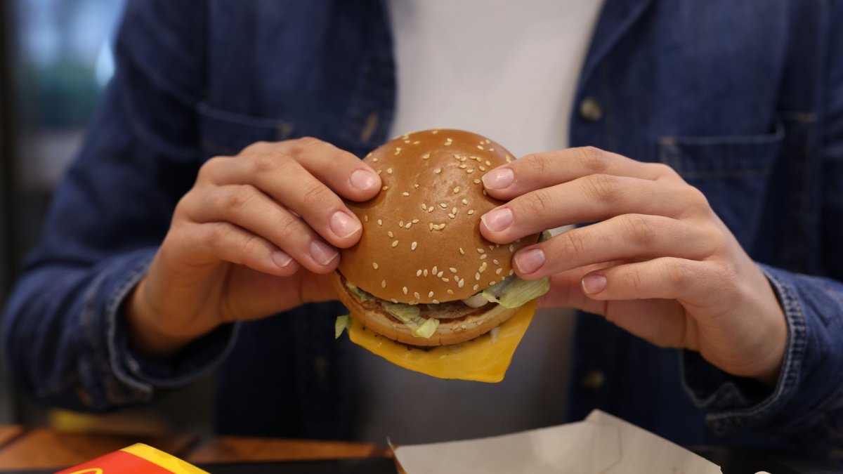 McDonald's rival franchisee files Chapter 11, 65 restaurants at risk