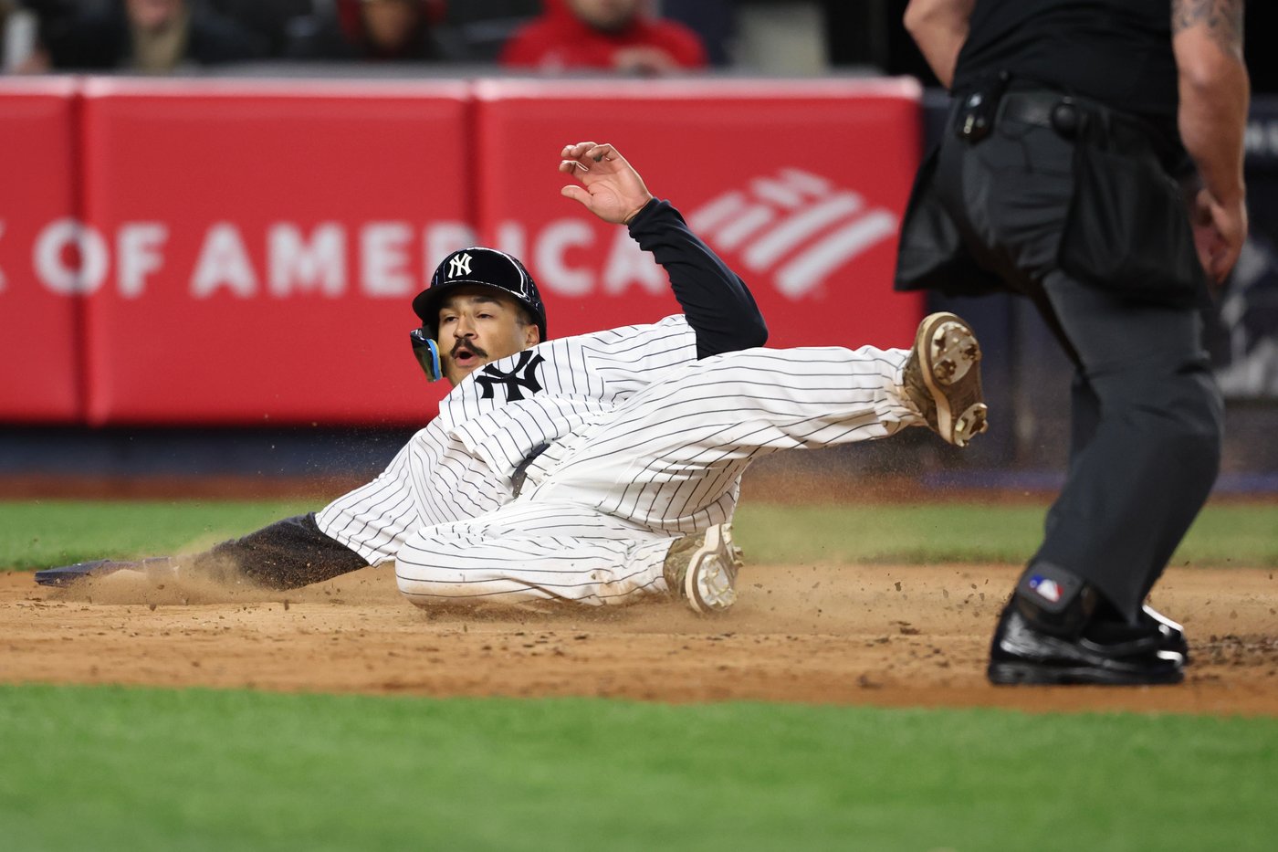 Stanton has first steal since 2020, hits 2-run single in Yankees' 9-7 ...