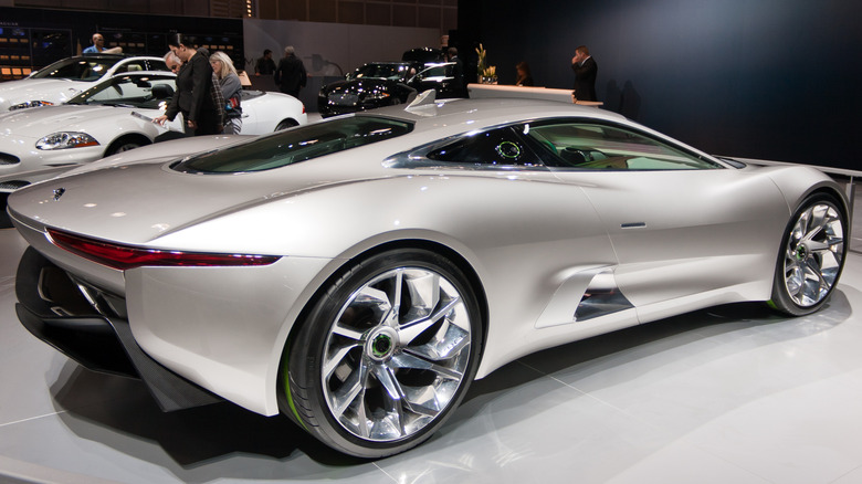 10 classic concept cars that were way ahead of their time