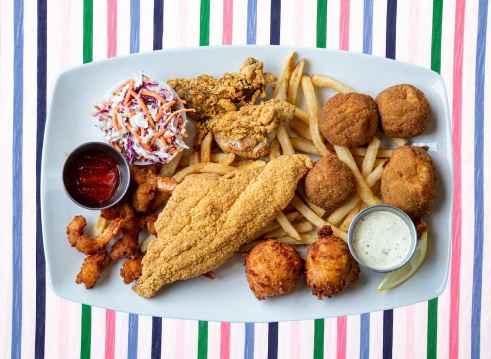 5 chain restaurants with the best cornmeal-crusted fish plates