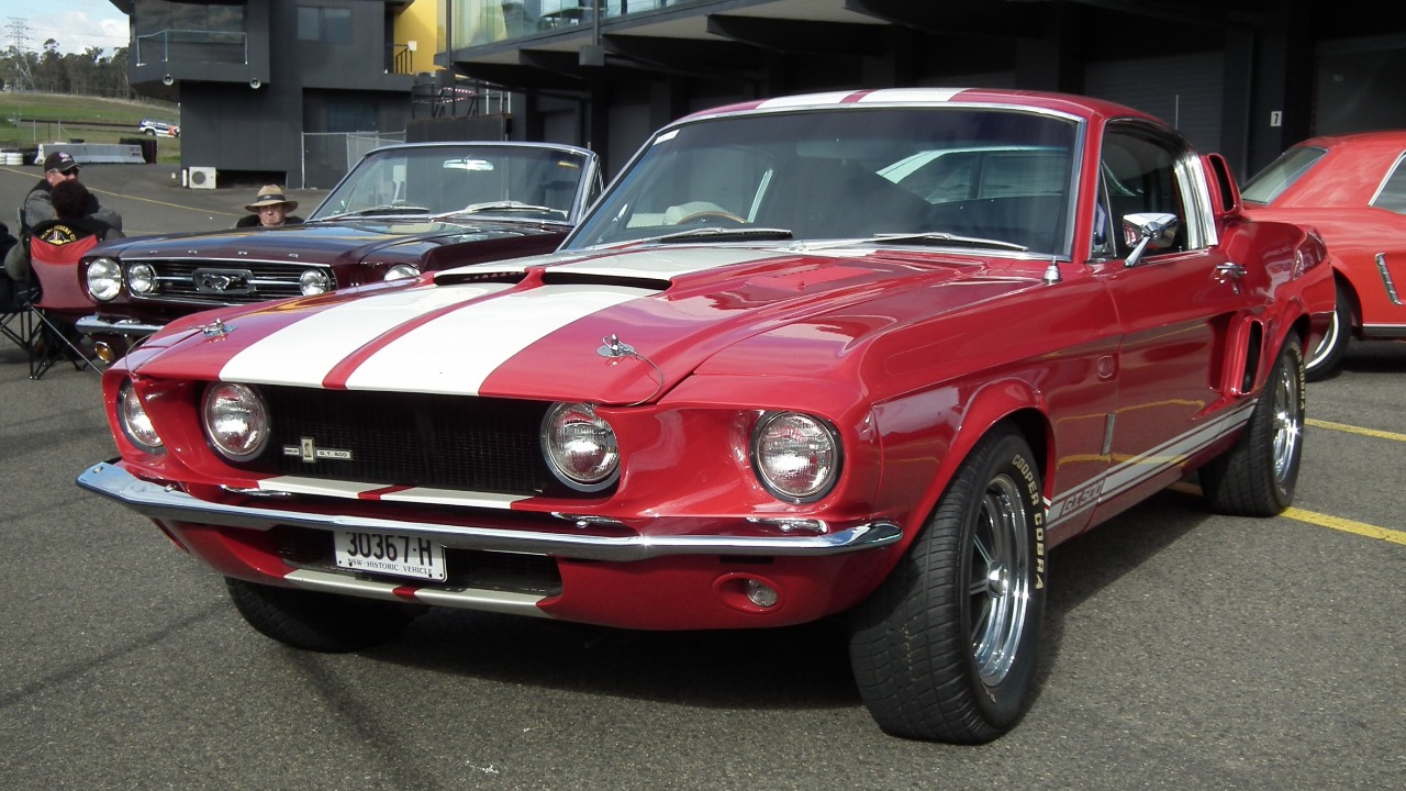 9 classic muscle cars that were built without compromise