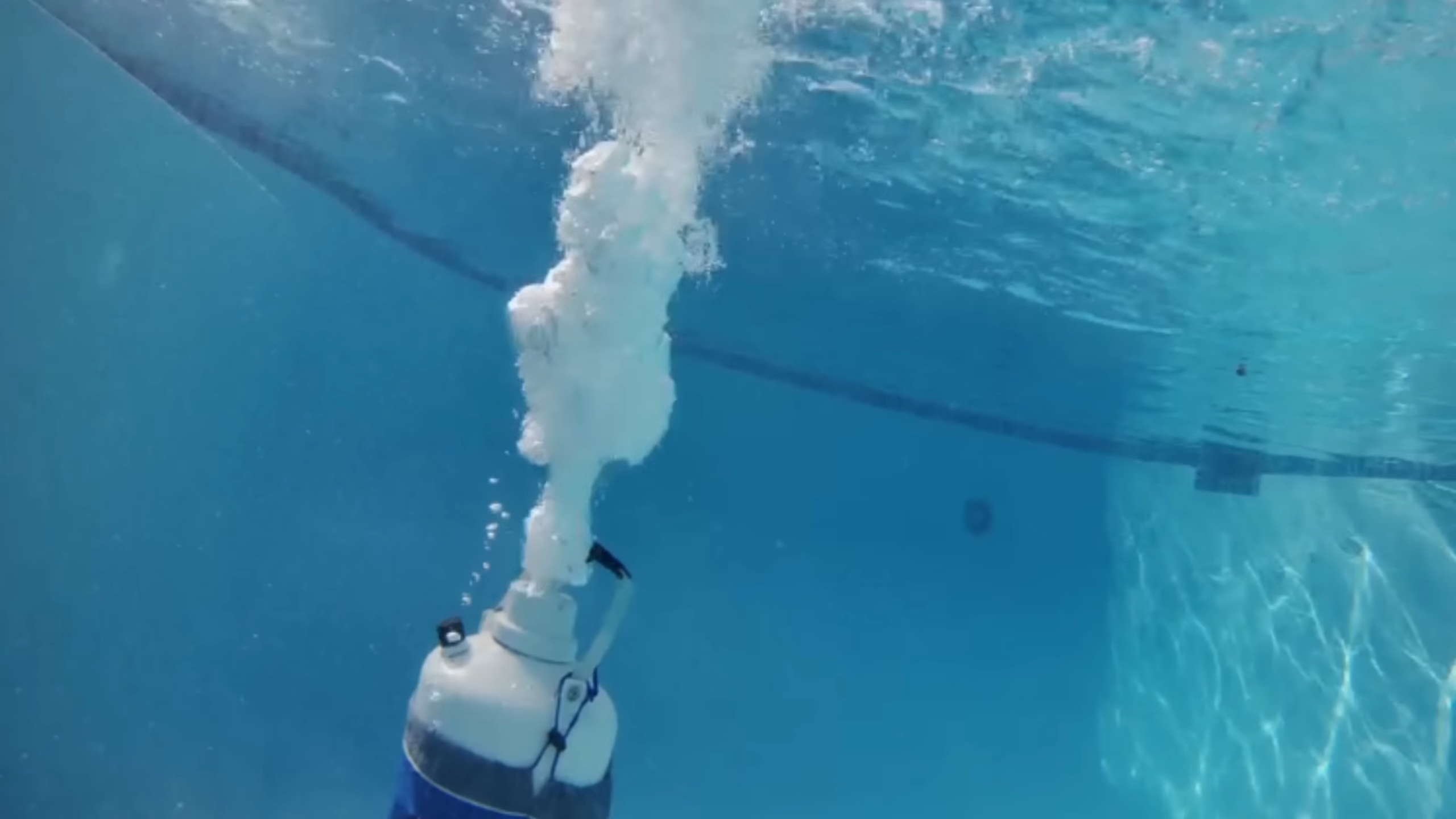 Opening a bottle of liquid nitrogen under water!