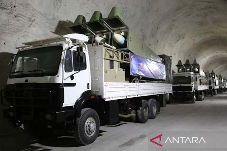 Pembalasan dilakukan, Iran serang fasilitas petrokimia di Israel, UEA ...