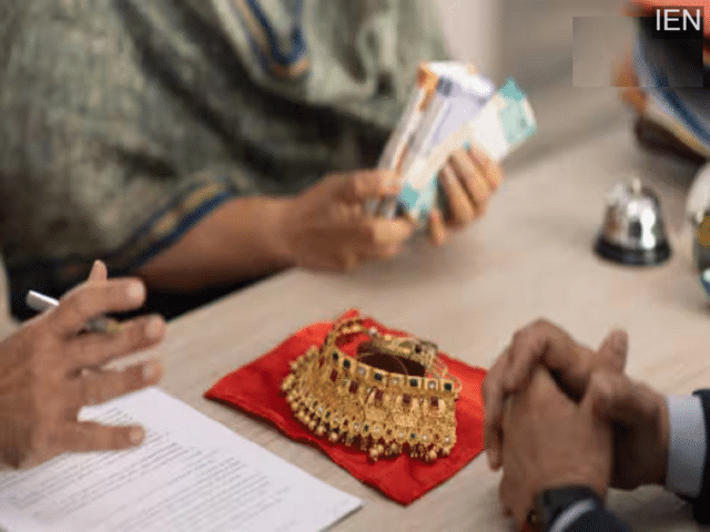 Gold loan alert: Know these risks before taking a gold loan, or you ...