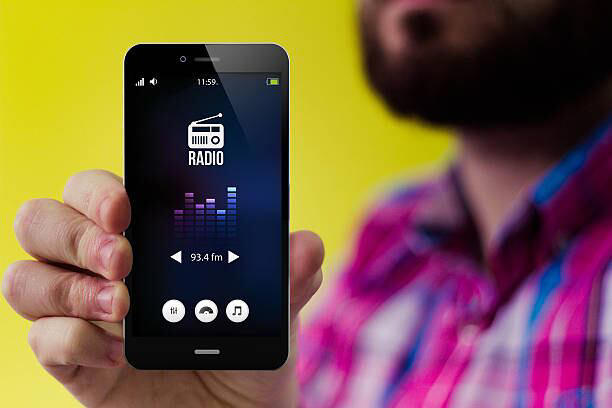 Cómo escuchar la radio en tu celular sin datos