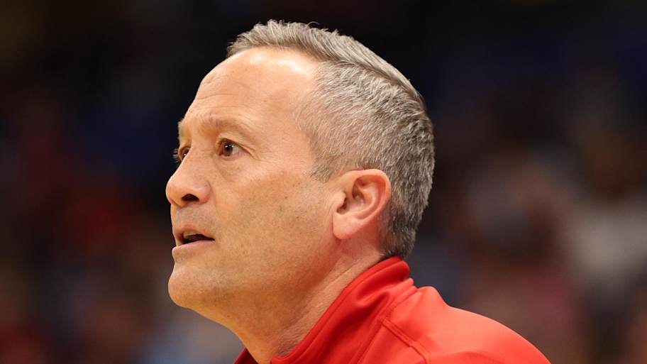 UNC must aggressively target this star head coach