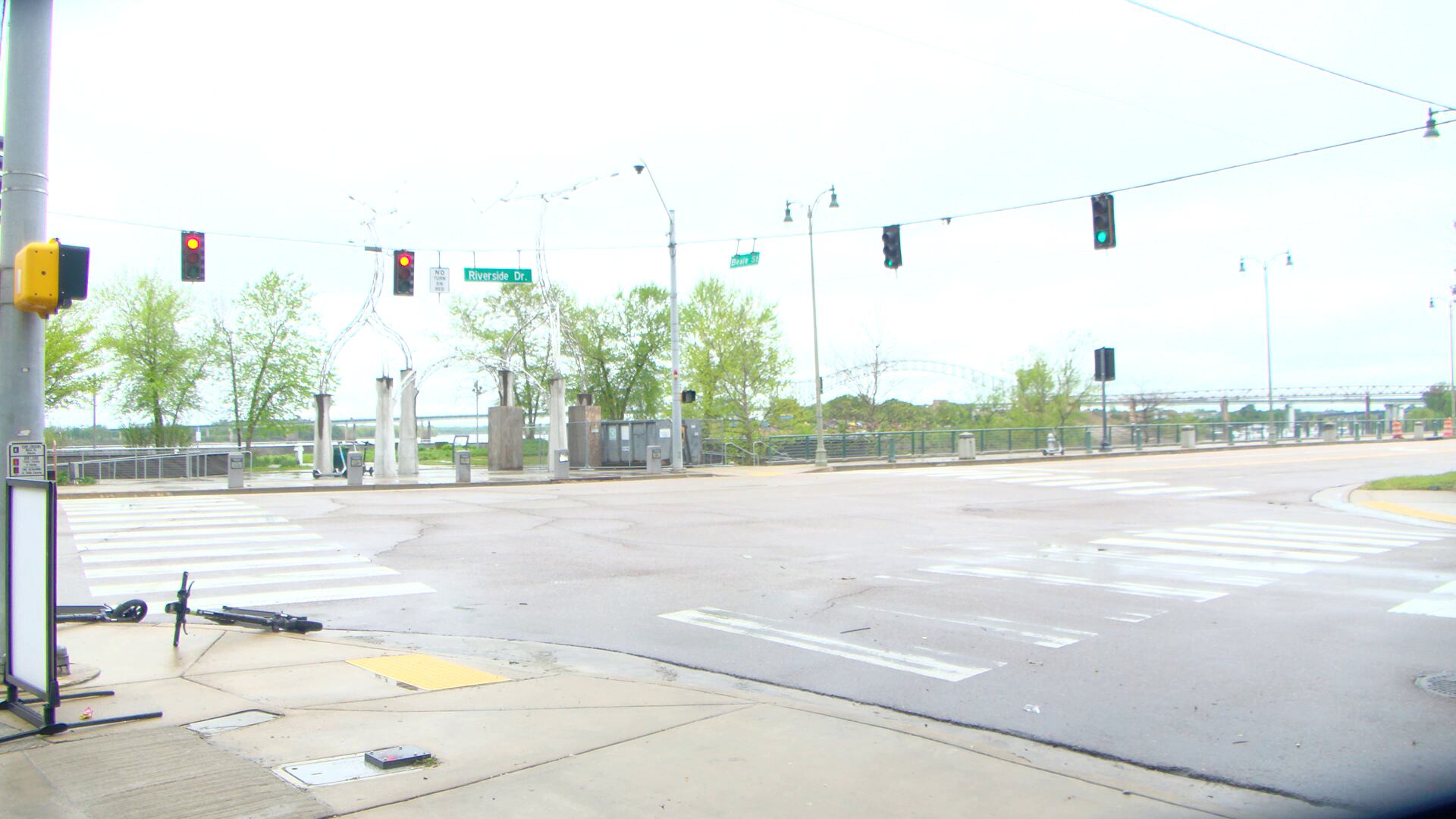 2 critical, 1 injured following overnight downtown Memphis shooting ...